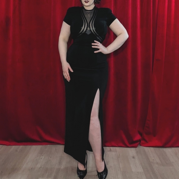 Hot Topic | Dresses | Vintage 9s Goth Black Maxi Dress With Sheer ...